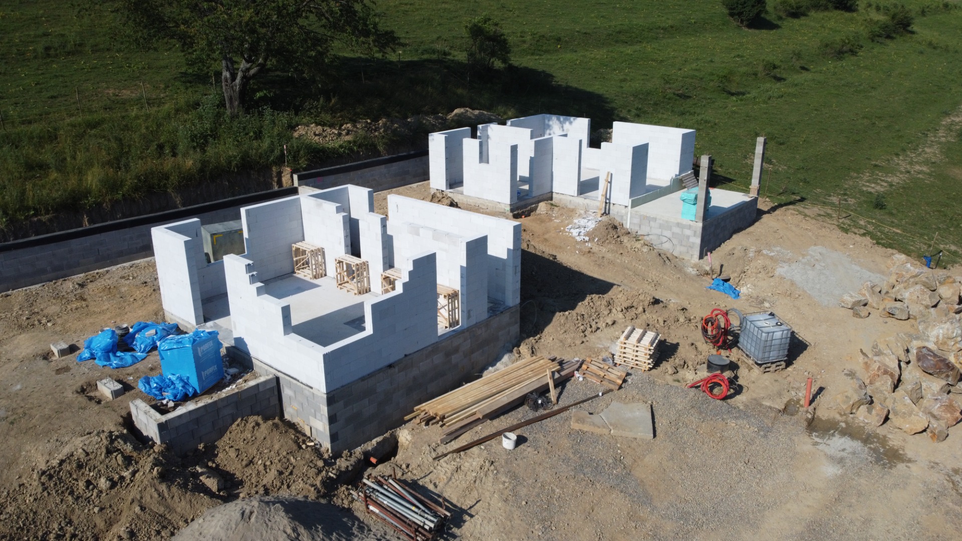 Radová výstavba Mýto pod Ďumbierom :: tybex.sk