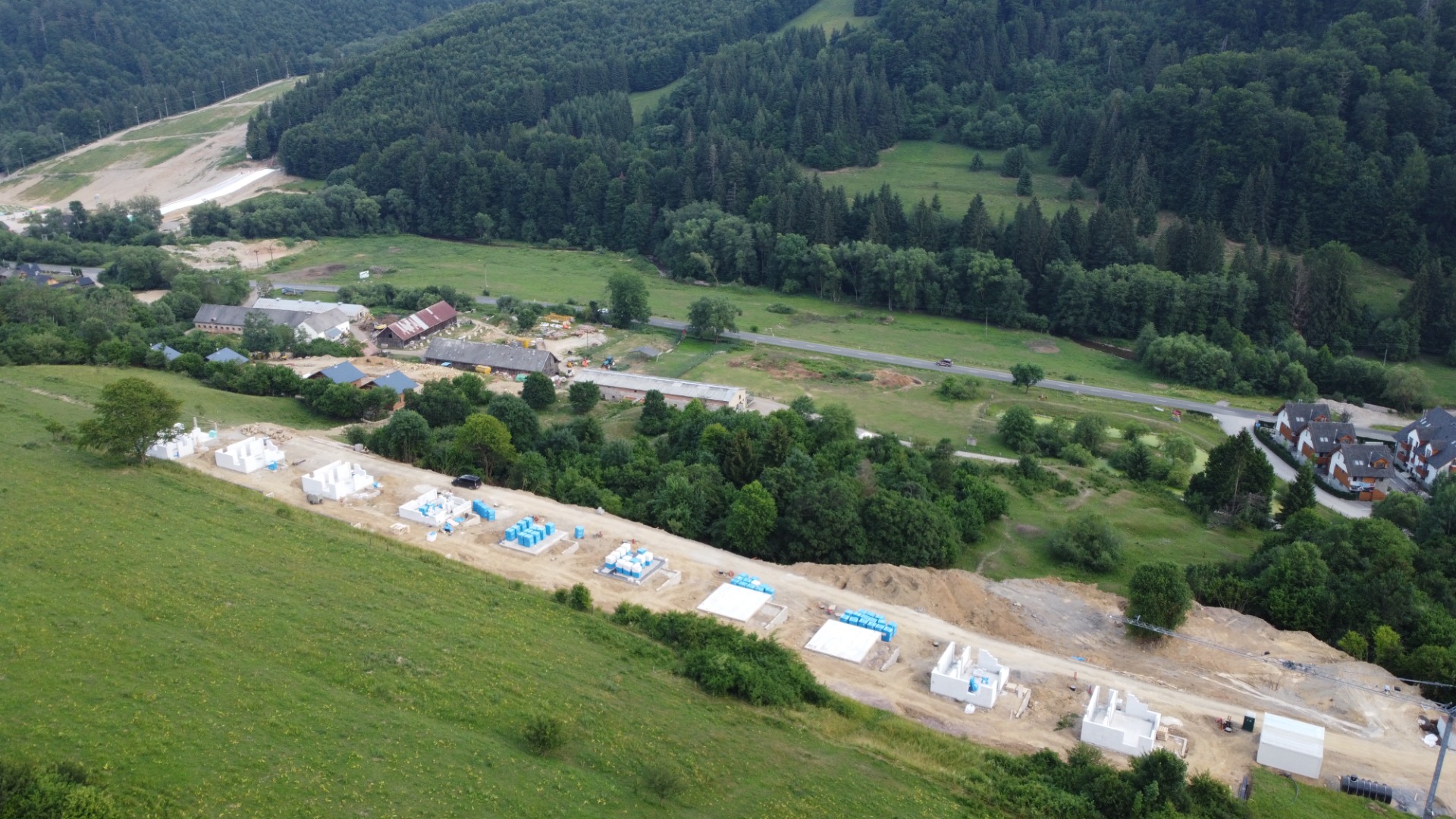 Radová výstavba Mýto pod Ďumbierom :: tybex.sk