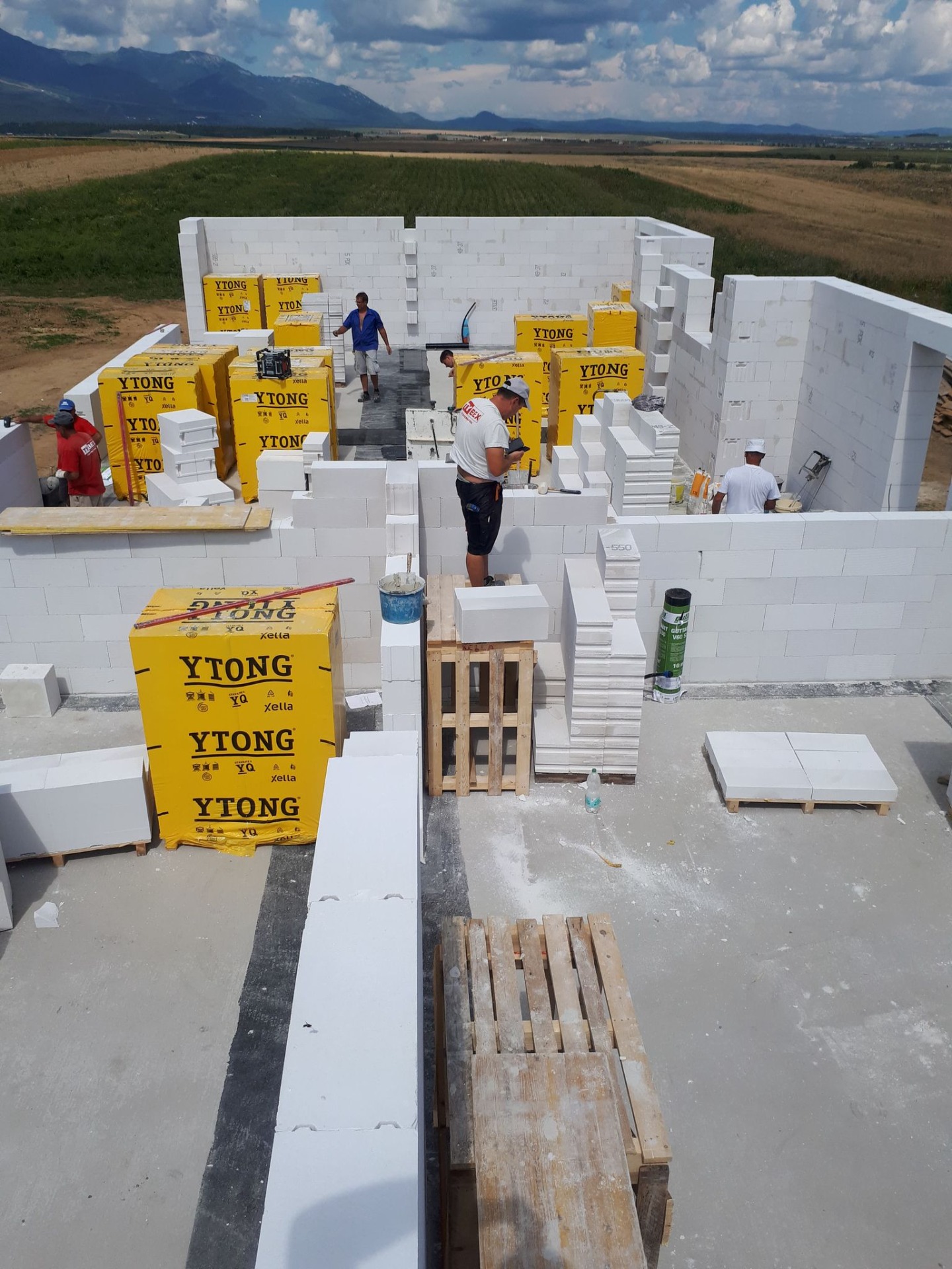 Trojdom Poprad :: tybex.sk